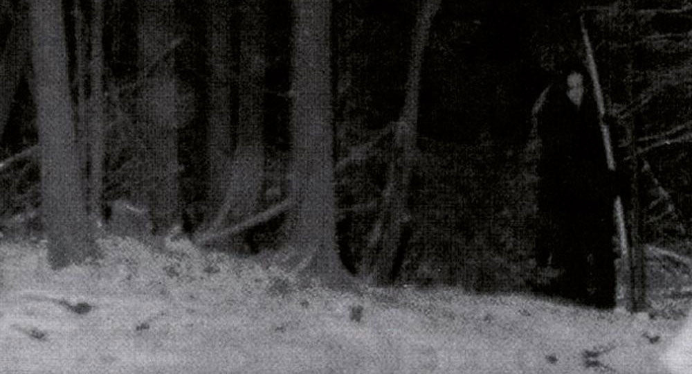 The origin of the ISENGARD logo and influence of Middle-earth Role Pla ...