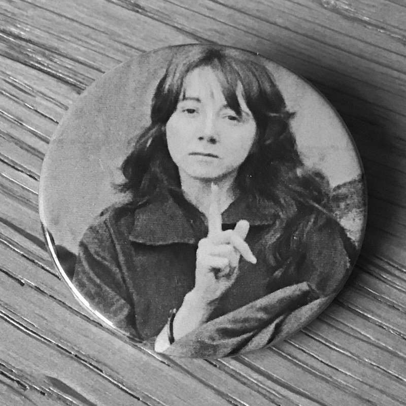 Squeaky Fromme (Badge) | Todestrieb