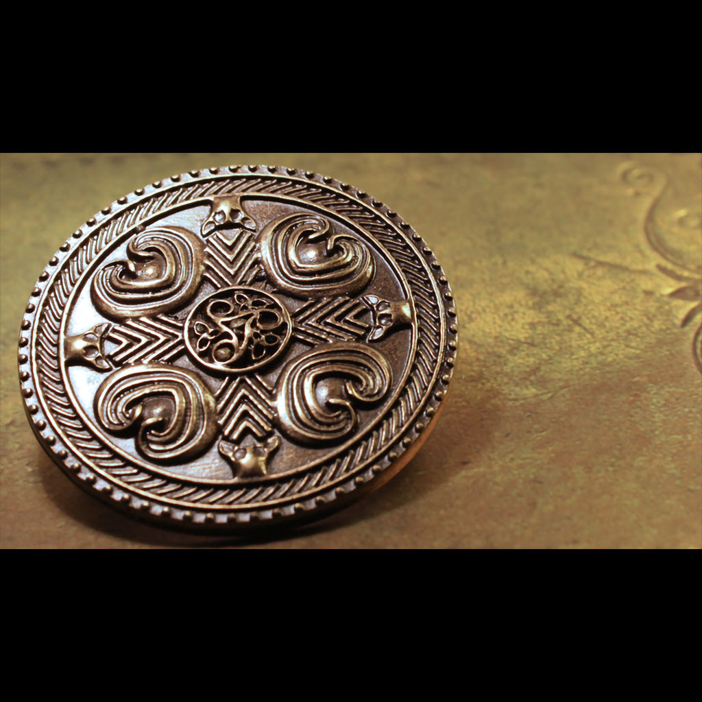 Chest Plate (Antique Brass) (Metal Pin) | Todestrieb